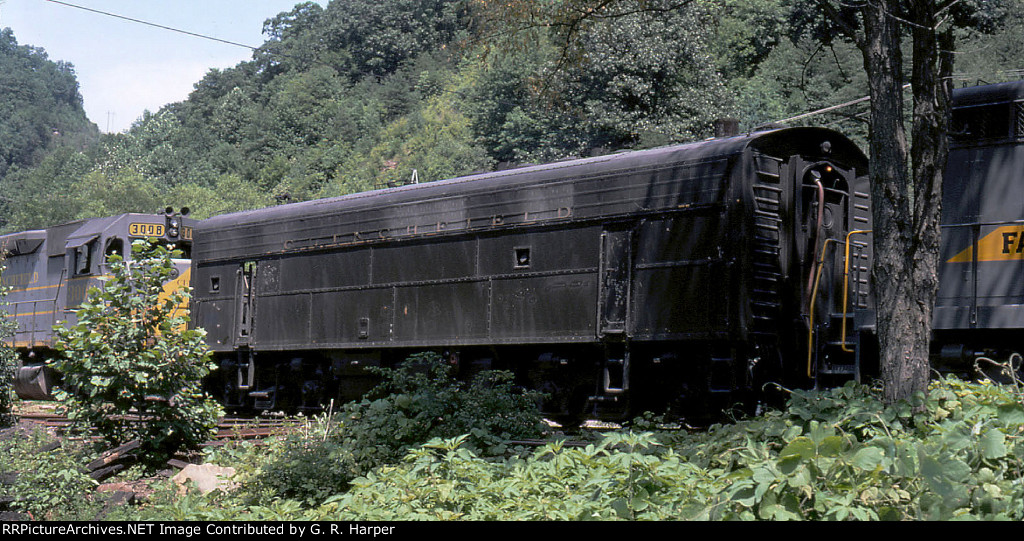 CRR 3008 and CRR B-unit at Elkhorn City, KY